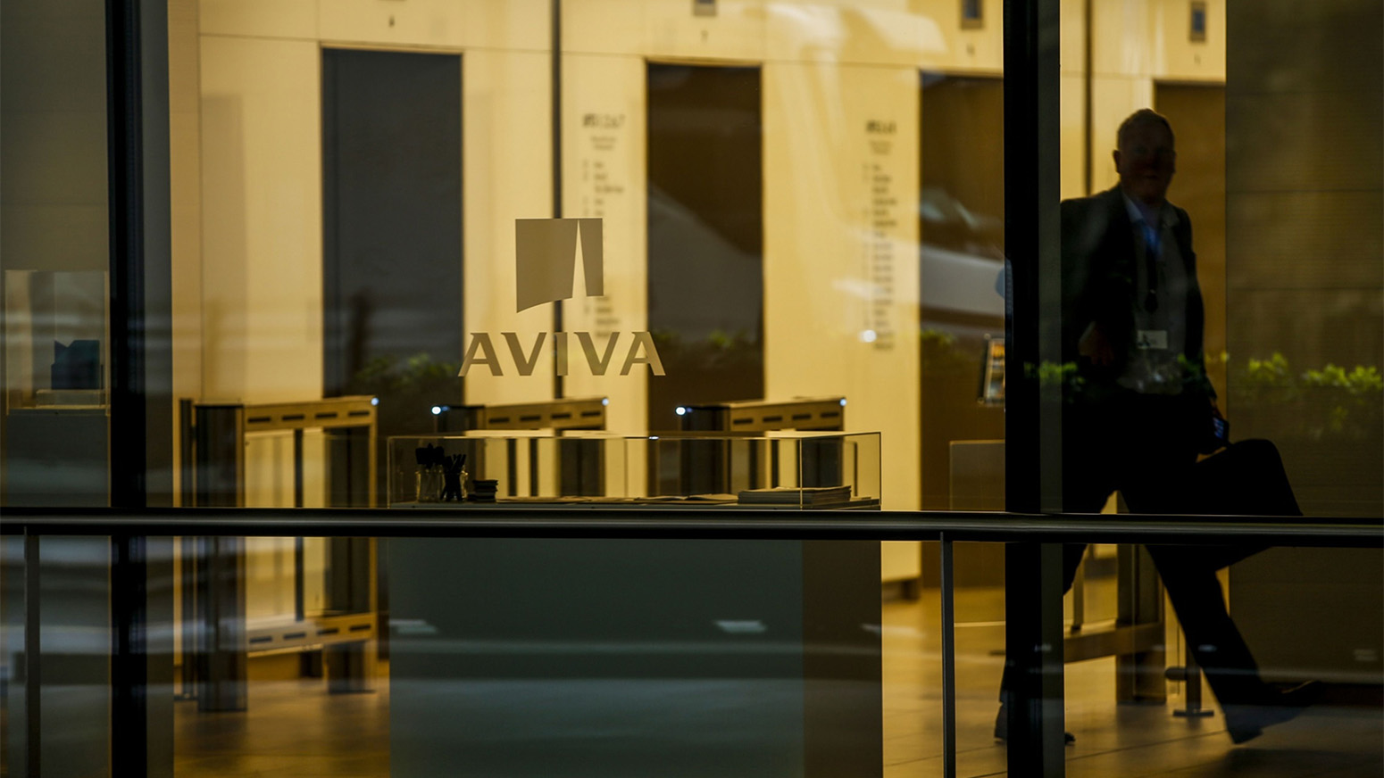 Aviva Investors puts equities roles at risk of cuts | Pensions ...