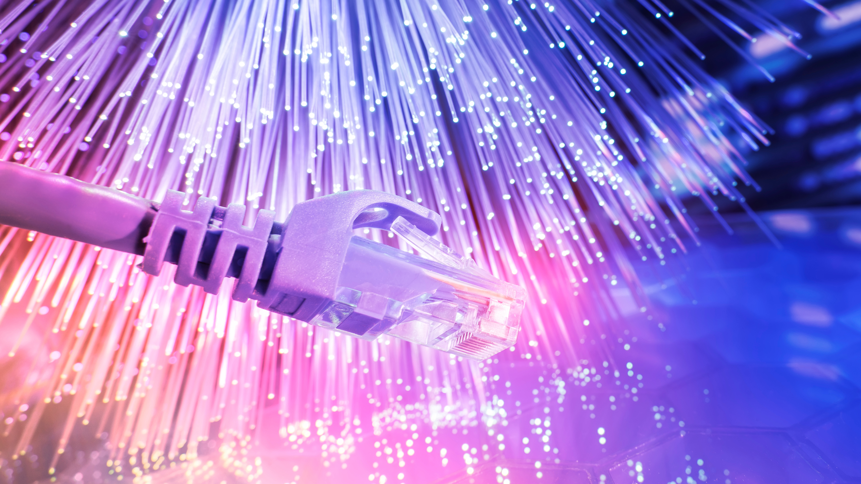 PSP Investments partners with BCE to develop fiber-optic infrastructure ...