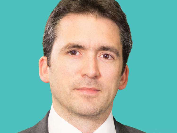 Investors in U.K. getting tougher on manager fees | Pensions & Investments