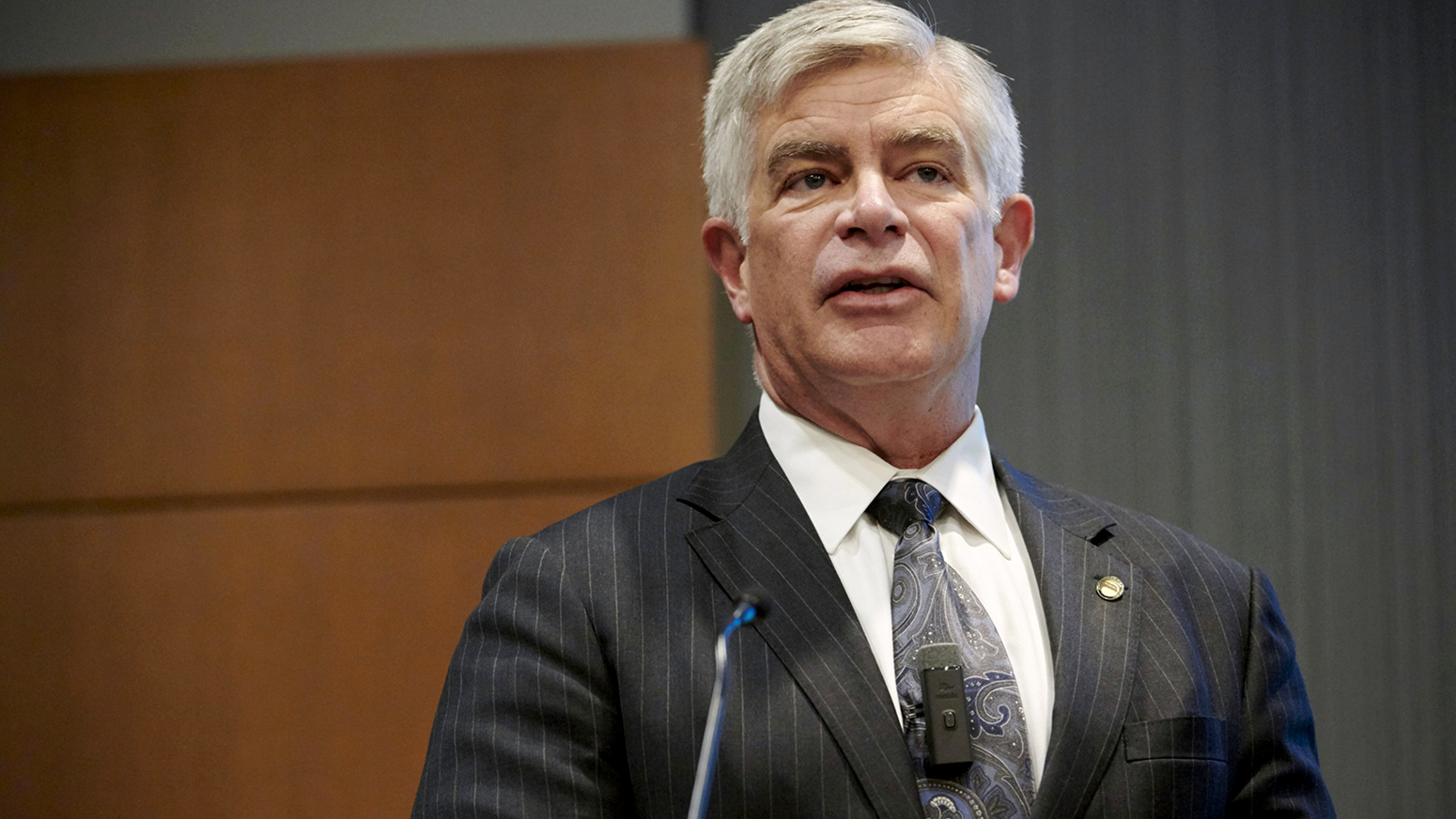 Fed urged to start discussing tapering timeline | Pensions & Investments