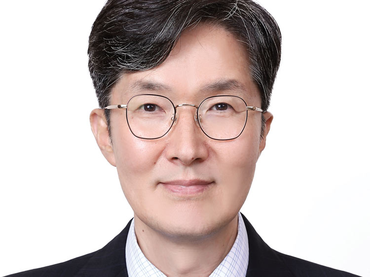 CIO of South Korea's POBA to depart in 2022 | Pensions & Investments