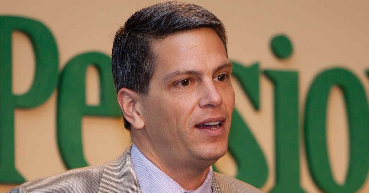 Stuart Odell leaving Intel as assistant treasurer for retirement ...