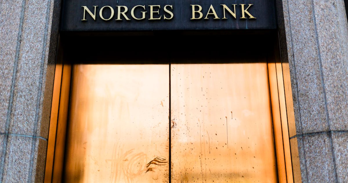 Norges Bank, Norway's $1.5 trillion wealth fund, recommends adding ...