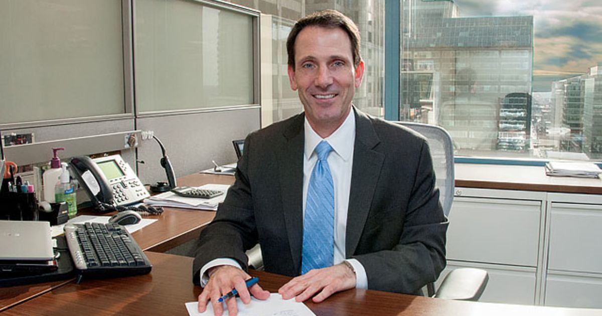 Some put PIMCO on watch or fire it; others stay on board | Pensions ...