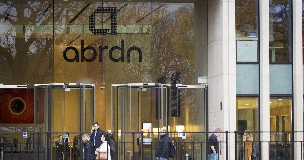 Abrdn shares tumble after $4 billion in quarterly outflows | Pensions ...