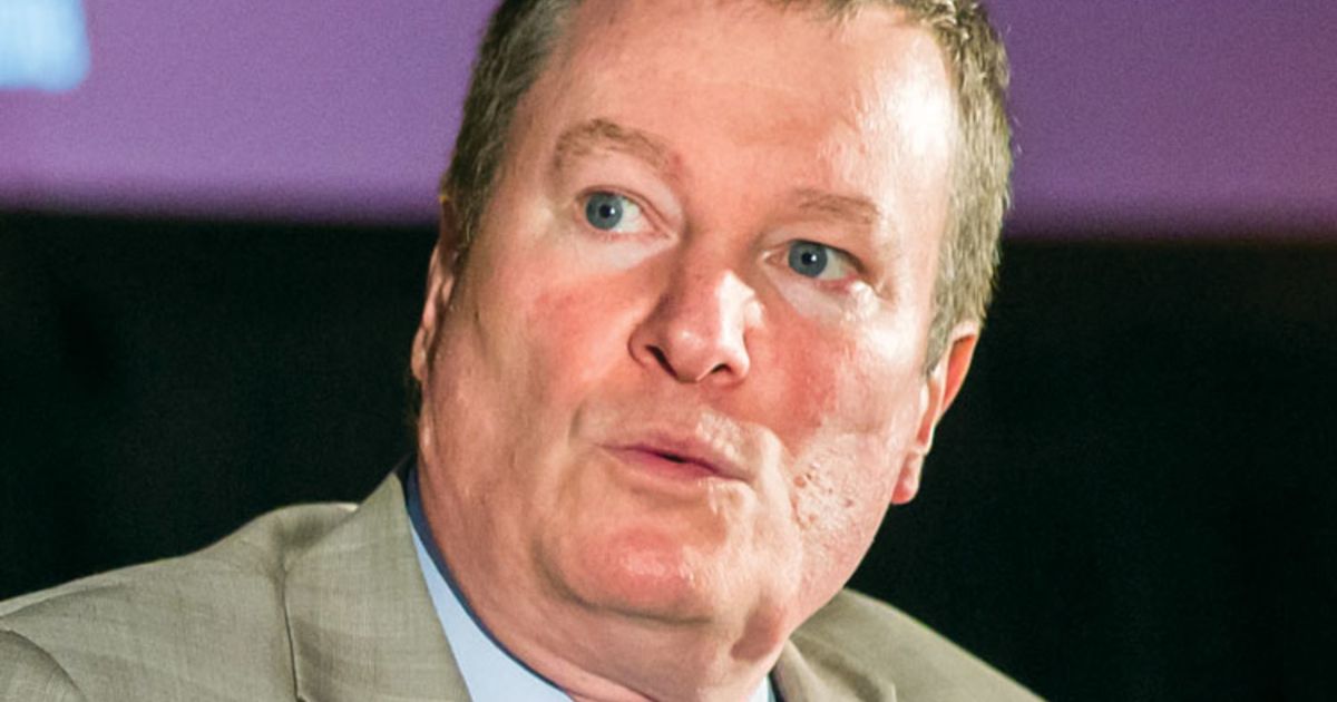 Few powering up with electronic disclosure | Pensions & Investments