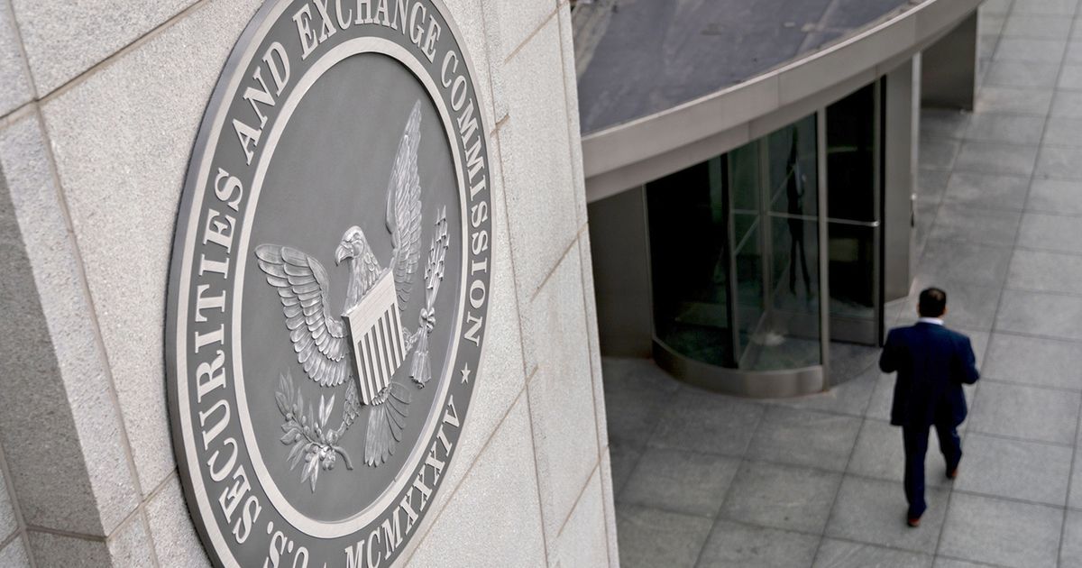 SEC reopens comment period on 'exchange' definition proposal | Pensions ...