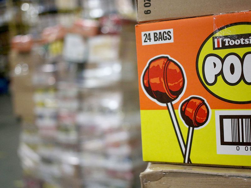 Tootsie Roll gets the GameStop treatment | Pensions & Investments