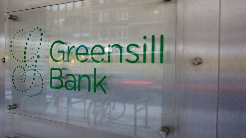 Credit Suisse freezes $1 billion of funds as Greensill scandal widens ...